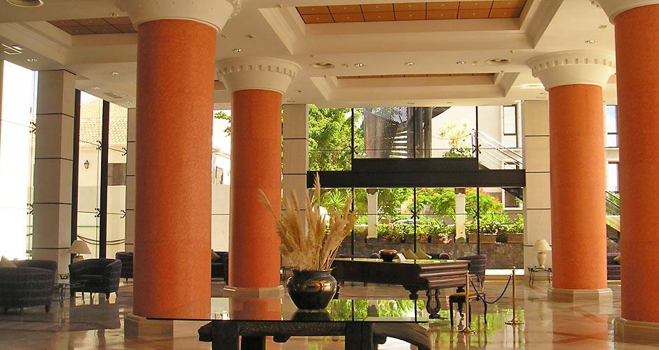 Hotelli Zentral Center - Playa de las Americas, Teneriffa ...