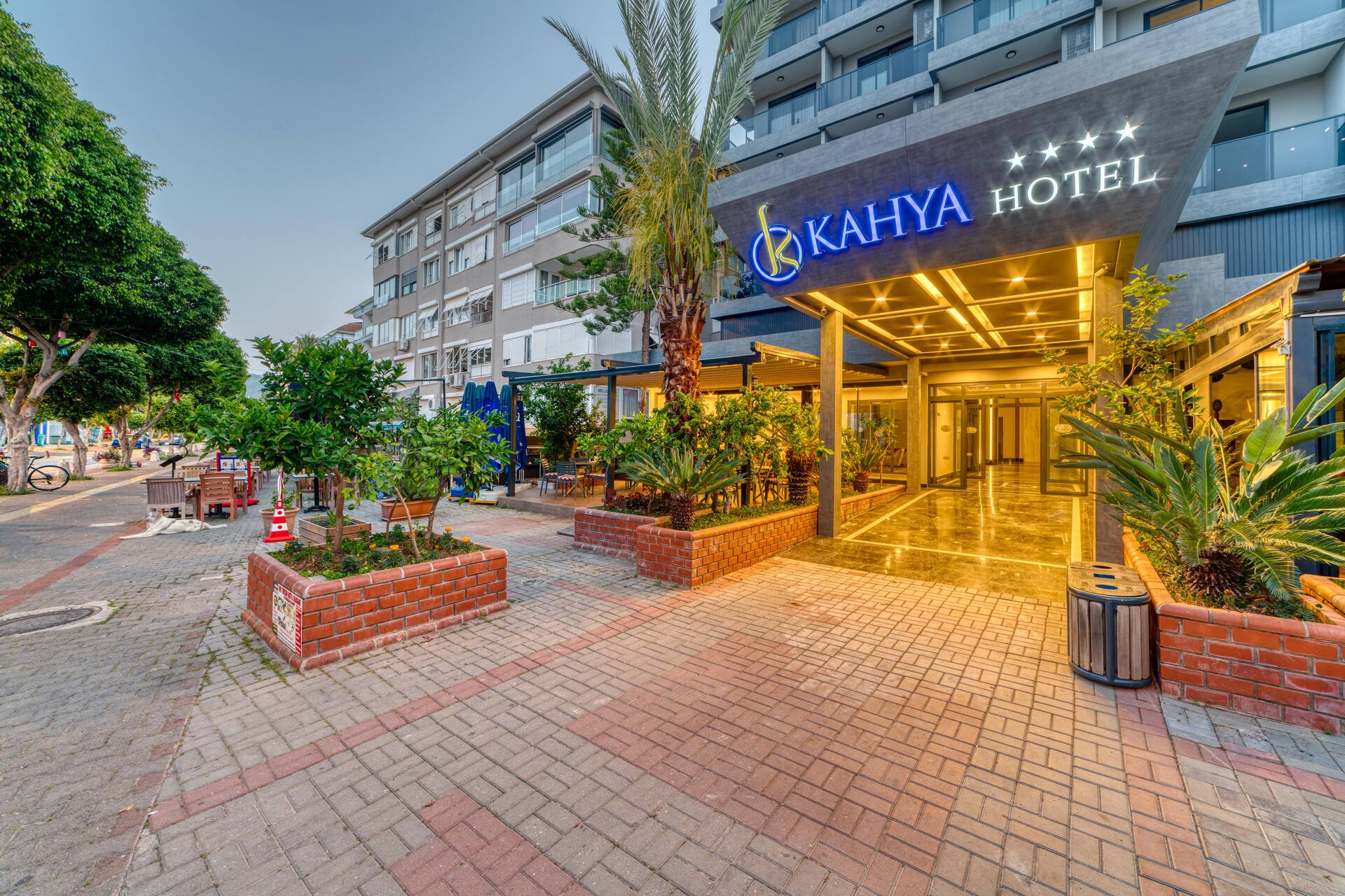 Hotelli Kahya Hotel - Alanya - Turkki | Aurinkomatkat