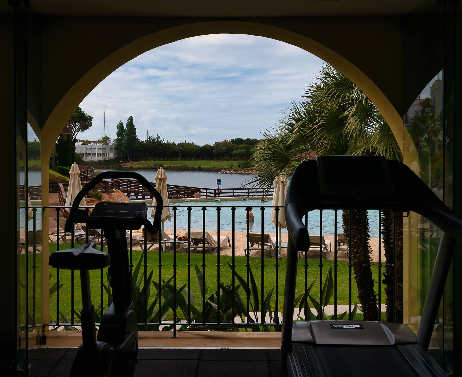 Hotelli Domes Lake Algarve, Autograph Collection - Vilamoura ...